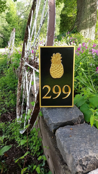 Carved House number with welcome pineapple – The Carving Company